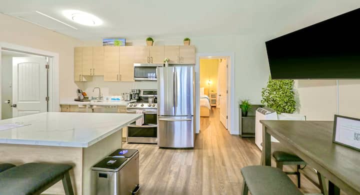 Stylish Kitchen | Dtwn Renton | Mins To Seatac - 倫頓