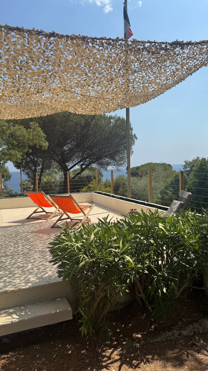 Rez-jardin De La Maison L'arche De Noe - Roquebrune-sur-Argens