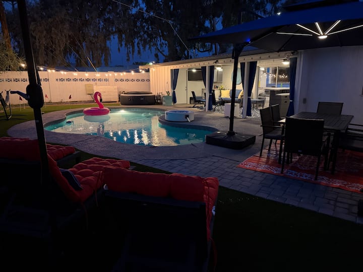 Valley Of The Sun, Pool & Hot Tub In Scottsdale - Scottsdale, AZ