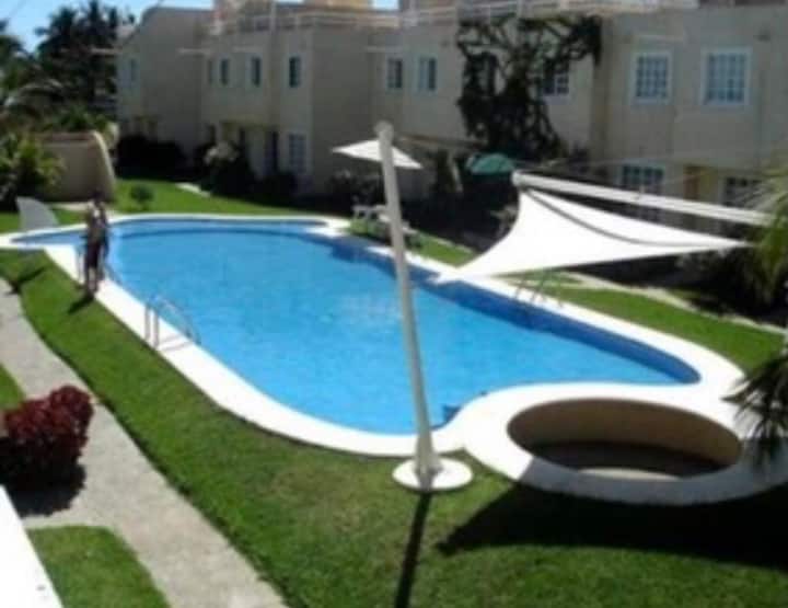 Departamento Céntrico En Playa - Acapulco