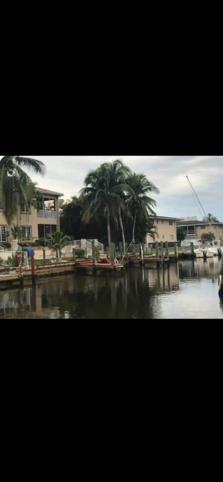 Waterfront Remodeled Get Away - Naples, FL
