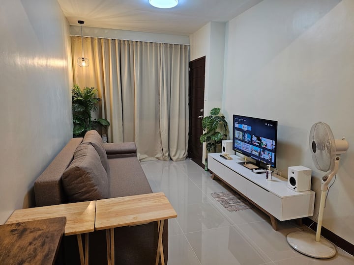 Joenice Lipa Staycation - Balete