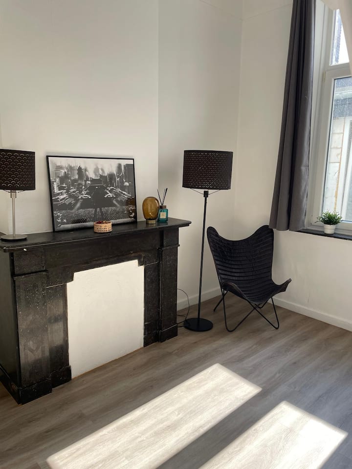 Studio De Charme Très Bien Situé - Seraing