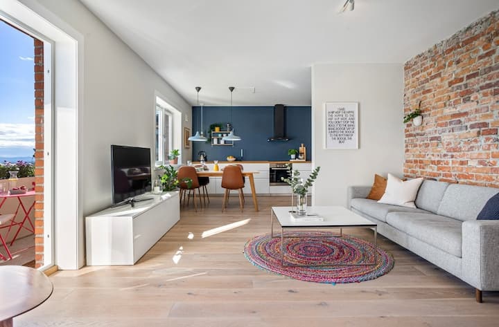 Stor, Lys Og Moderne Leilighet - Oslo