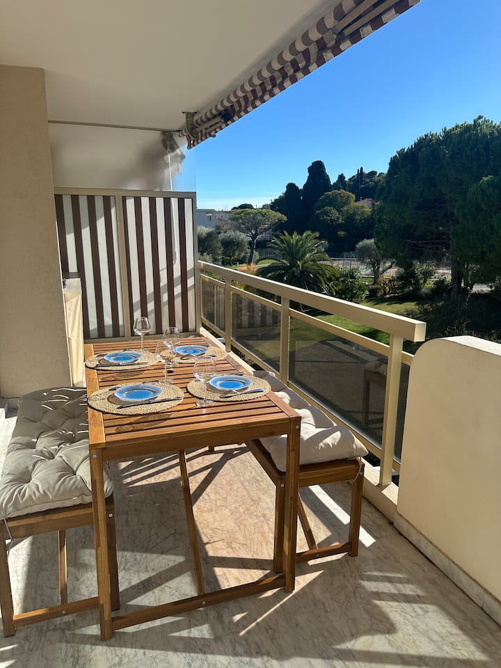 Cote D'azur : Terrasse, Piscine & Tennis - Antibes