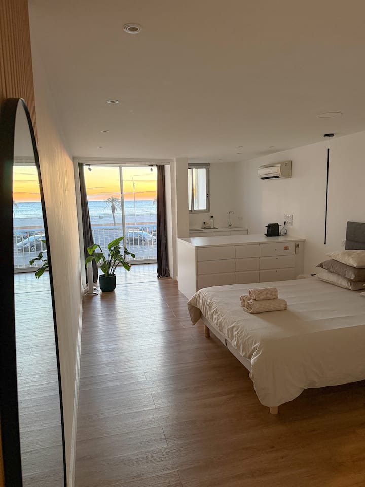 Superbe, Balneo, Face Mer - Canet-en-Roussillon