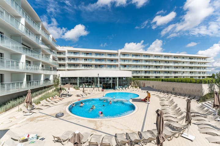 3rooms Swimming Pool Parking Gym Netflix - Kołobrzeg