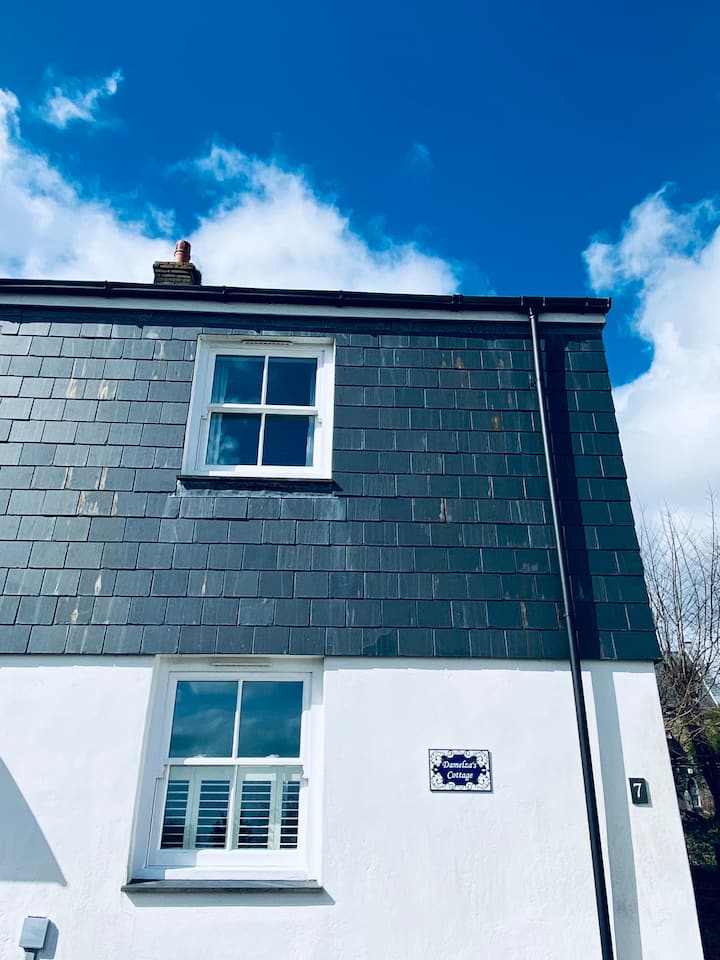 Seaside Cottage! Coastal Walks, Beaches & Harbour! - St Austell