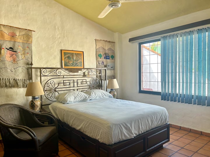 Casa Pavoreal, Habitación Beige - Puerto Vallarta