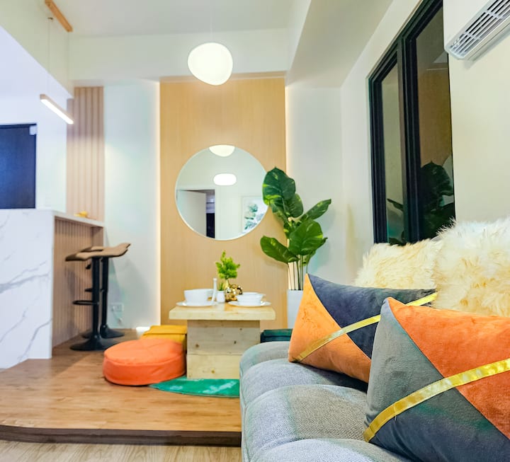 Spacious Corner Unit Cebu City Condo| Itpark|pool - Lahug