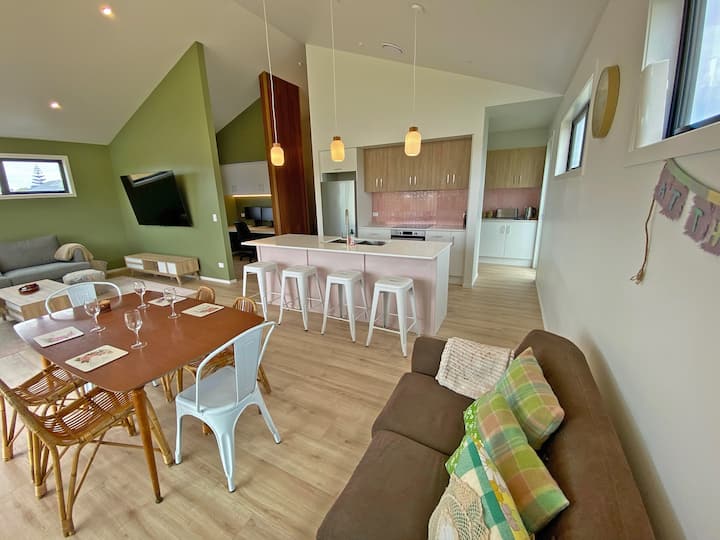 Reely Great On Reel - Waihi Beach