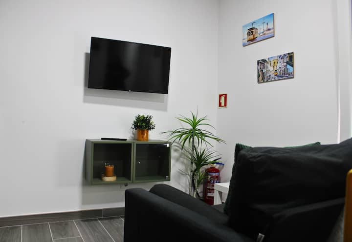 Small Studio With Swimming Pool - Rio de Mouro