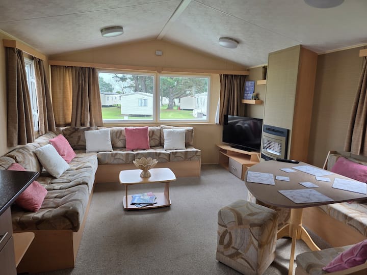 Savanna Holidays -
  Hillway - 懷特島郡