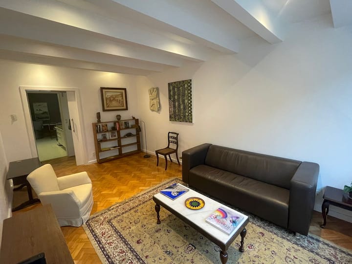 Modernidade E Conforto Na Praia - Rio de Janeiro