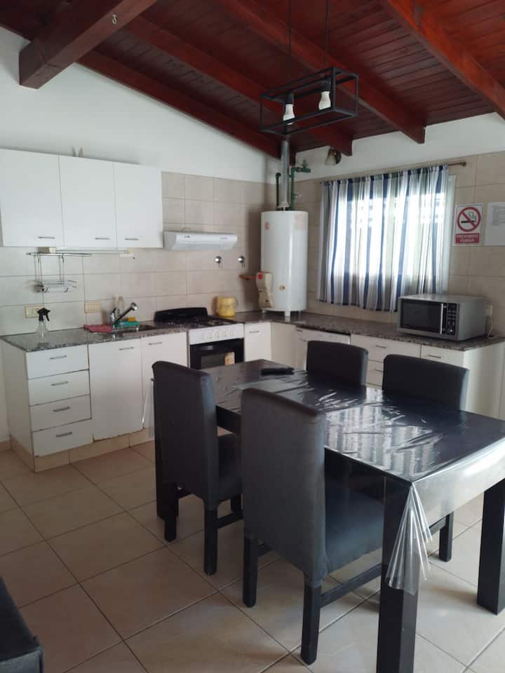 Amplia Y Cómoda Casa. - 馬德林港