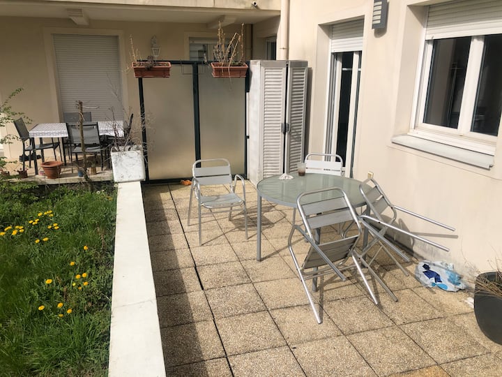 T2 Chic En Plein Centre- Ville - Bussy-Saint-Georges