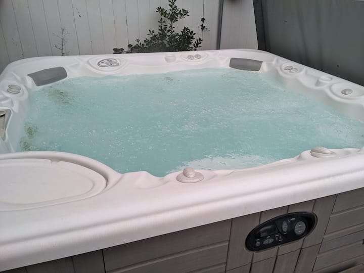 Brooklyn 2br House With Hot Tub - Portland, OR