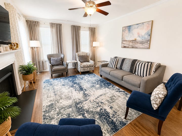 Convenient Remote-friendly Suburban Oasis! - Raleigh, NC