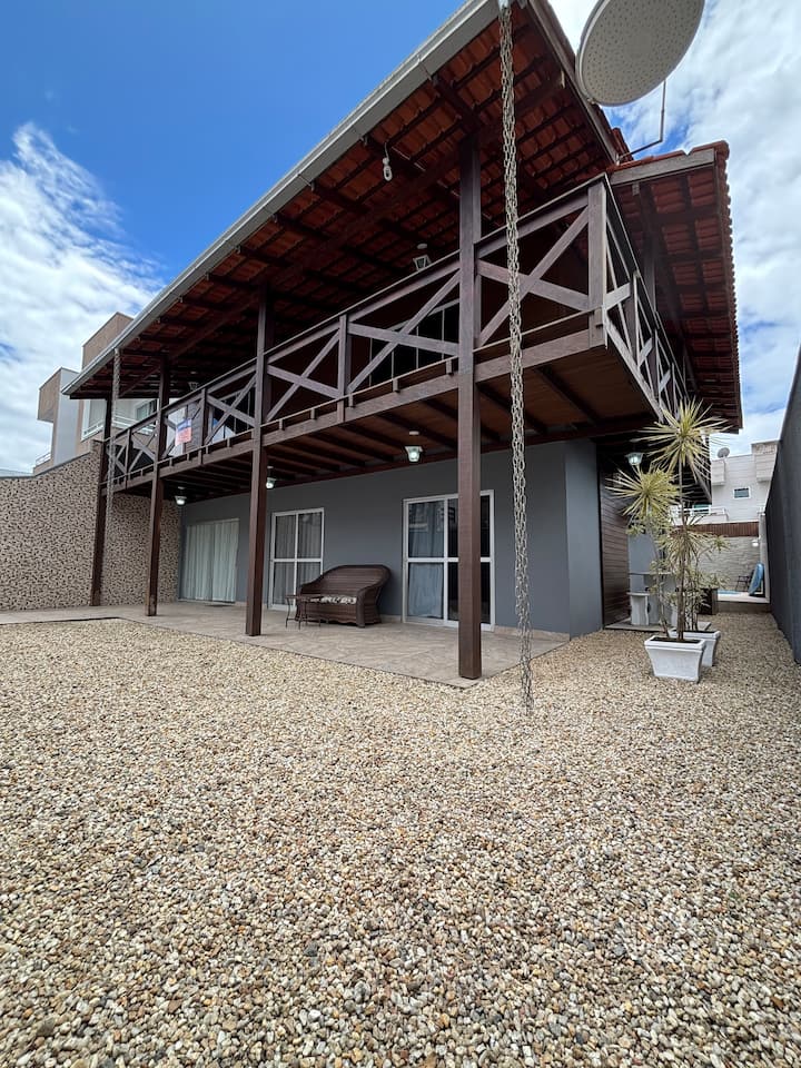 Casa Com Piscina Em Itapema - Itapema