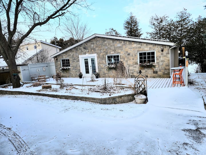 Waterfront House On Little Lake - Brighton