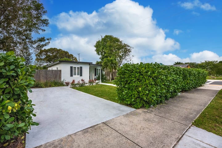 Sunrise Cottage/ Dt Delray - Delray Beach, FL