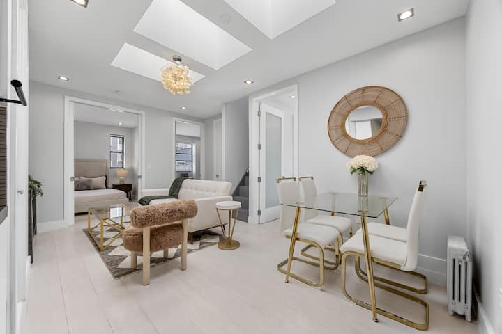 Lux Modern + Private Rooftop + W/d + Elevator - Manhattan, NY