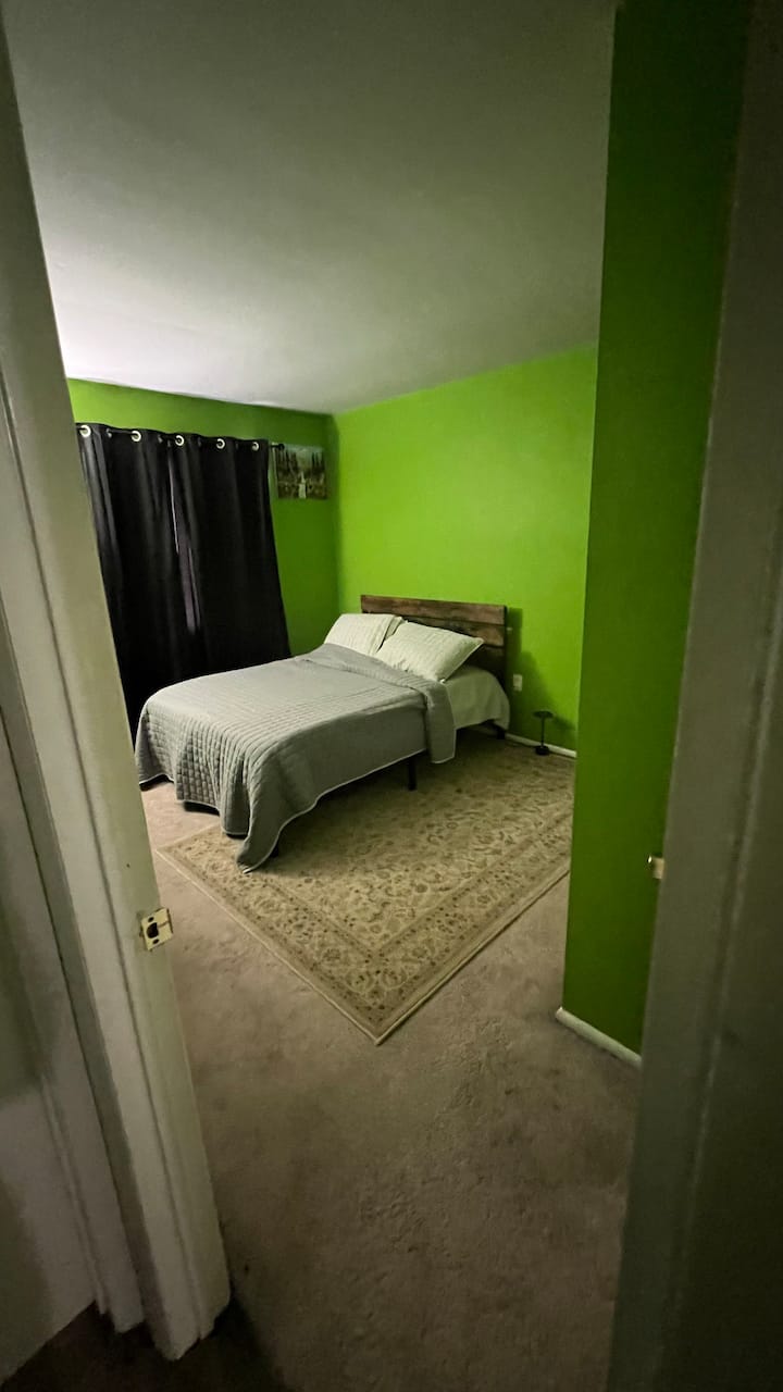 A Peaceful House - Reston, VA