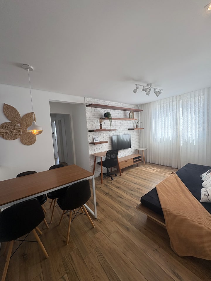 Apartamento Moderno, Aconchegante E Bem Localizado - Curitiba