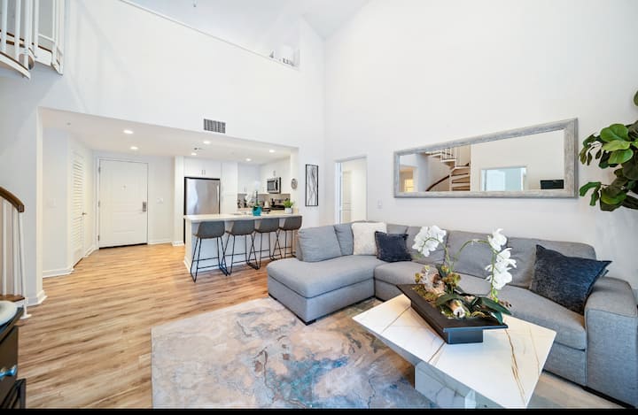 Lux Apartment Spectrum + Disney/large 3 Bed 2 Bath - Irvine, CA