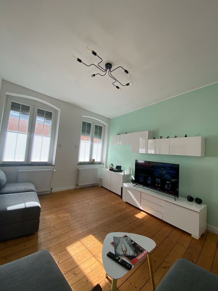 Private Floor (2 Bedrooms+1 Living Room+1bathroom) - Düsseldorf