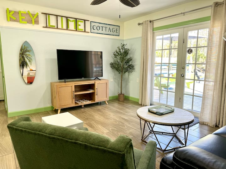 Key Lime Cottage-waterfront, Petfriendly, Kayaks - Crystal River, FL