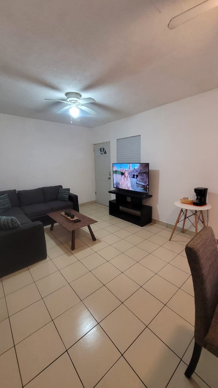 Acogedor Departamento En El Centro De Apodaca - Jalisco