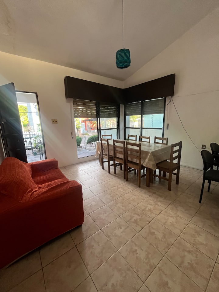 Casa Amplia En Salto Uruguay - Concordia