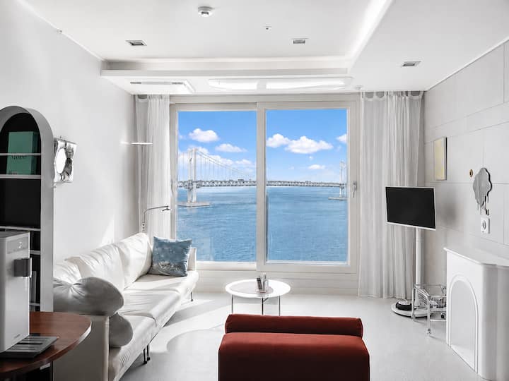 Gwangan Bridge Ocean View/2br/3beds/gwangan Beach - Busan