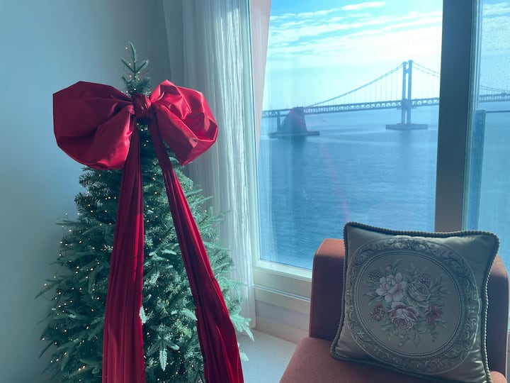 Gwangan Bridge Ocean View/drone Show/gwangan Beach - Busan