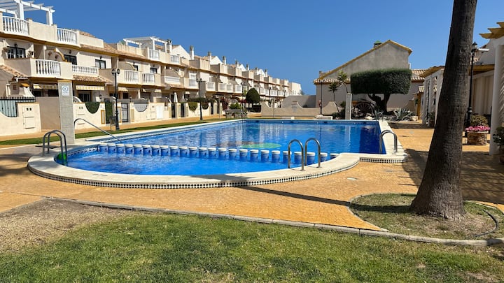 Дом с бассейном у моря - La Zenia