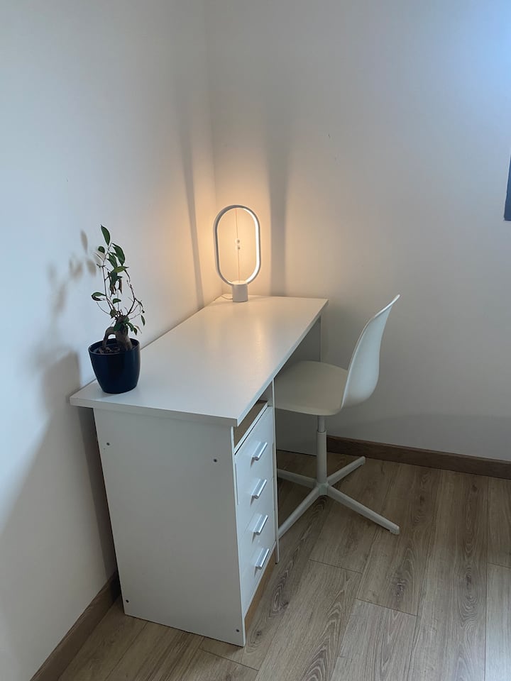 Chambre Dans Maison Spacieuse - Clisson