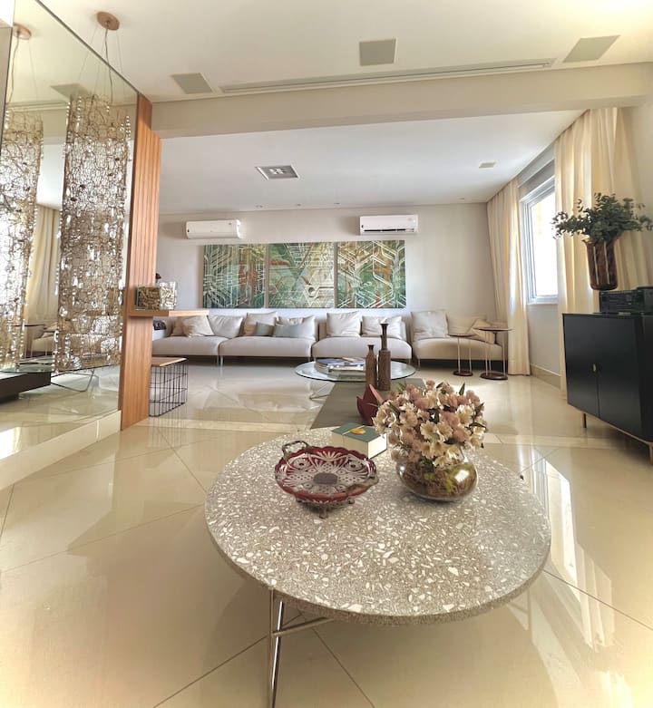 Copacabana Beachfront Apartment - Ipanema