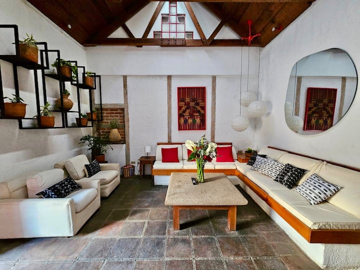 Idyllic House In Central Antigua - Antigua Guatemala