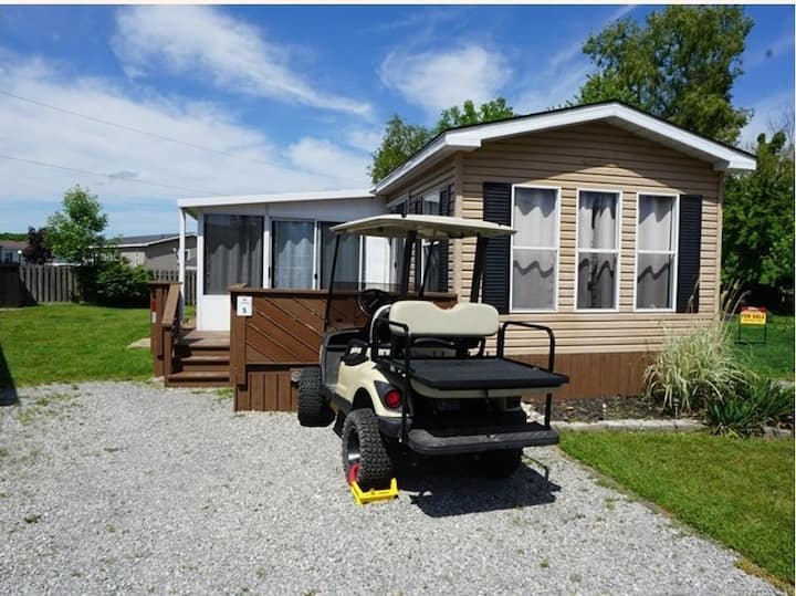 Turtlewalk Retreat (Lifted Golf Cart Now Included) - Crystal Beach, ON, Canada