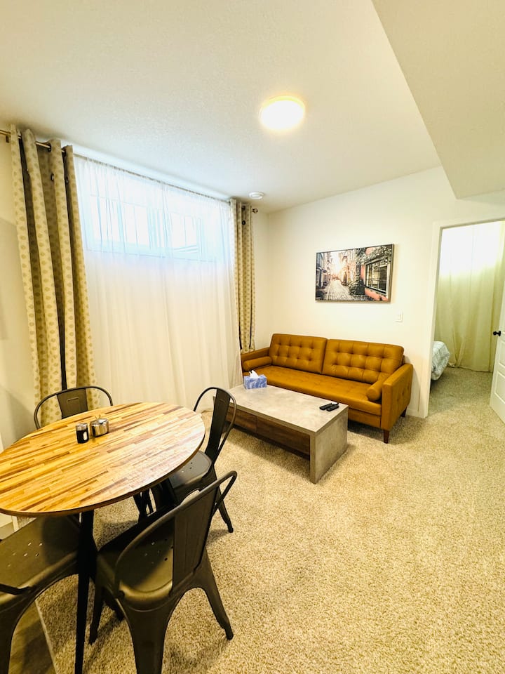 2 Bedroom, 1 Bathroom  Basement - Calgary