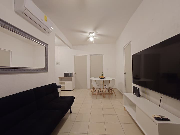 Departamento Con. Netflix, Wifi,alberca,aa - Acapulco