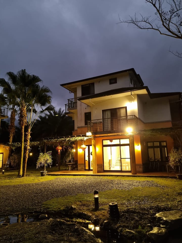 亞爾包棟民宿(附Ktv、電動麻將，任天堂switch)可烤肉，可使用廚房 - Wulai District