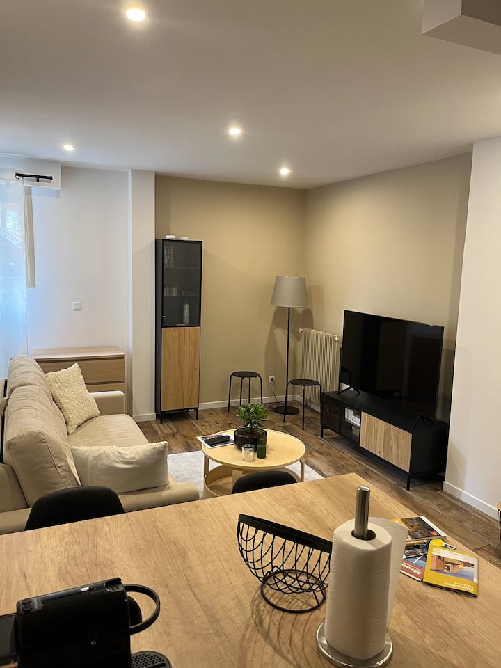 Cosy 2p En Plein Cœur De Menton. - Menton