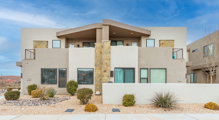 Zion Experience-stunning 4 Bed 4.5 Bath - 워싱턴