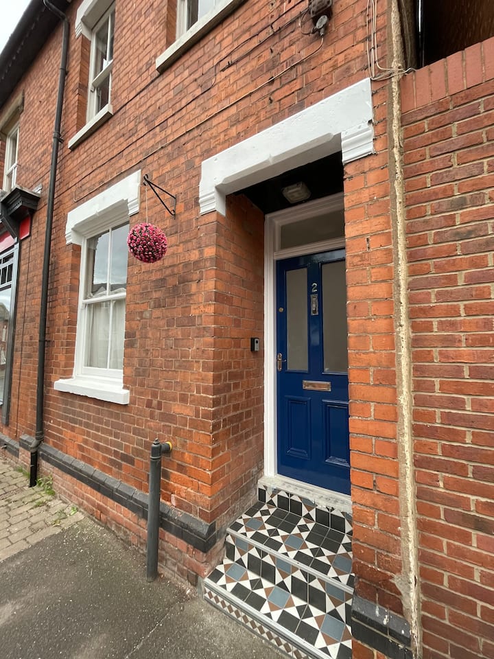 Victorian Townhouse In Picturesque Market Town - Forest of Dean