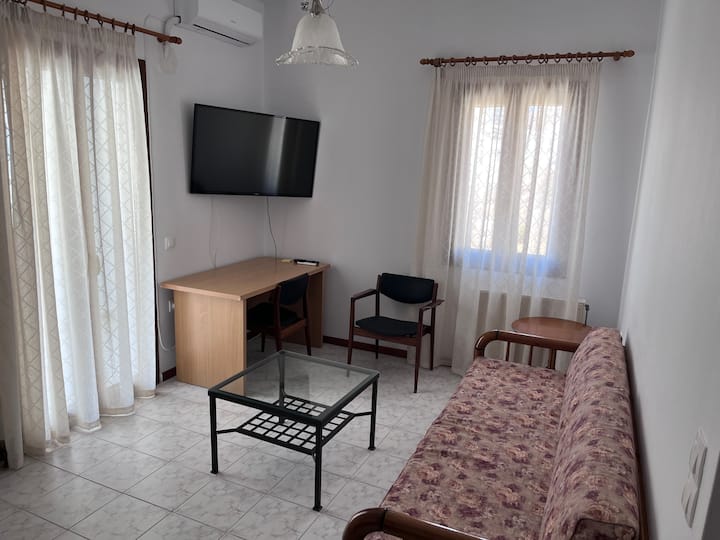 Isidoros Home - Naxos
