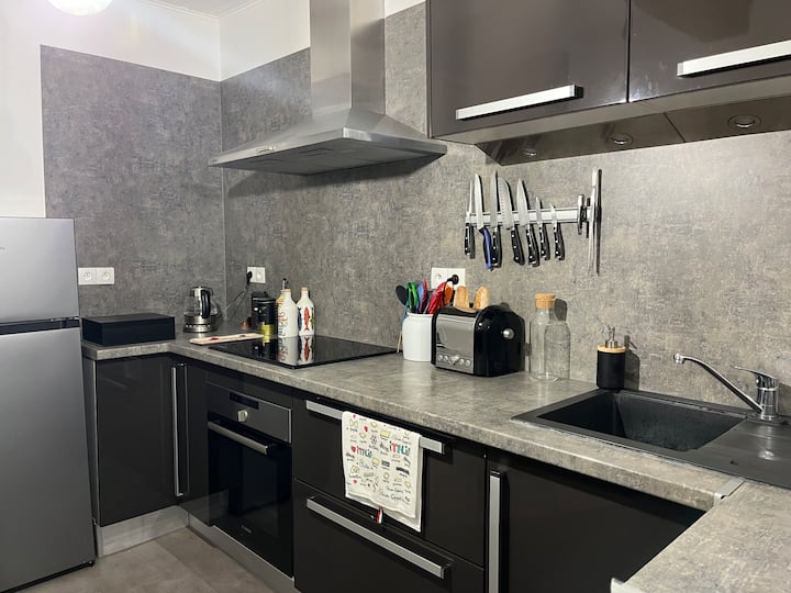 Maisonnette
Cuisine éQuipée 
2 Ch/ 
6 Couchages - Thuir