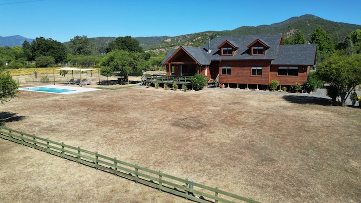 Casa Rústica En Casablanca - Casablanca, Chile