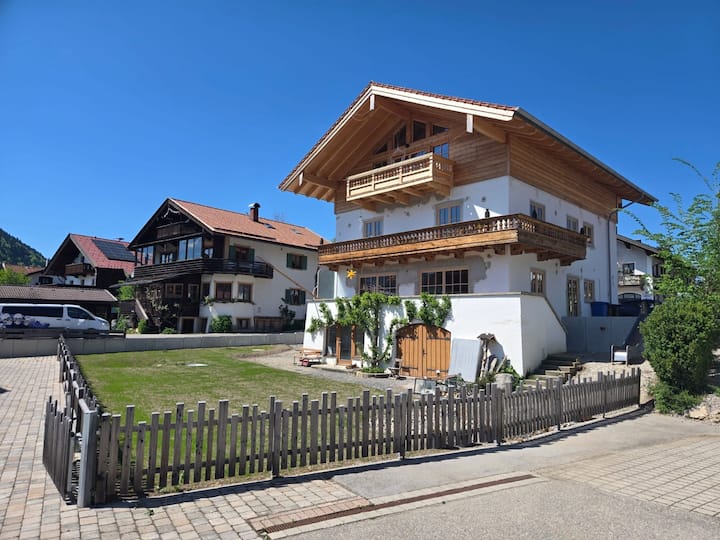 Top Lodge Almost Finished - Miesbach